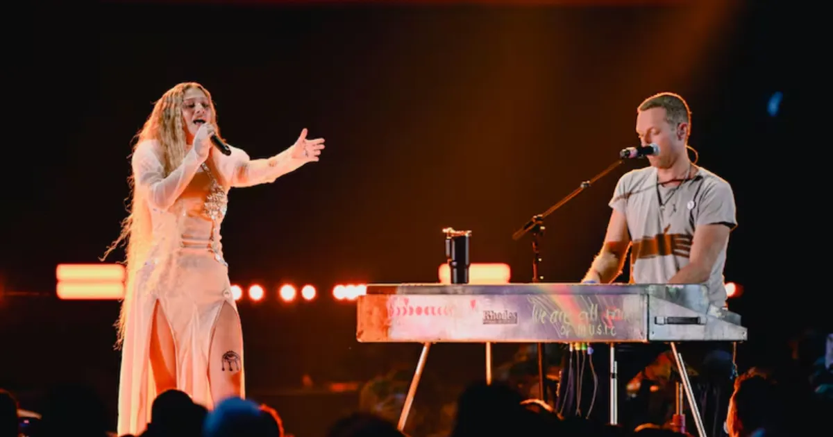 Palestinian Singer Elyanna Becomes First Arab to Perform on SNL with ...