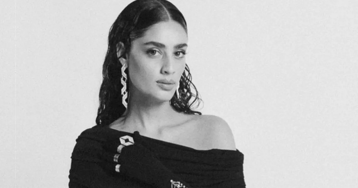 Zeyne Honors Her Roots with Powerful Palestinian Anthem 'Asli Ana ...