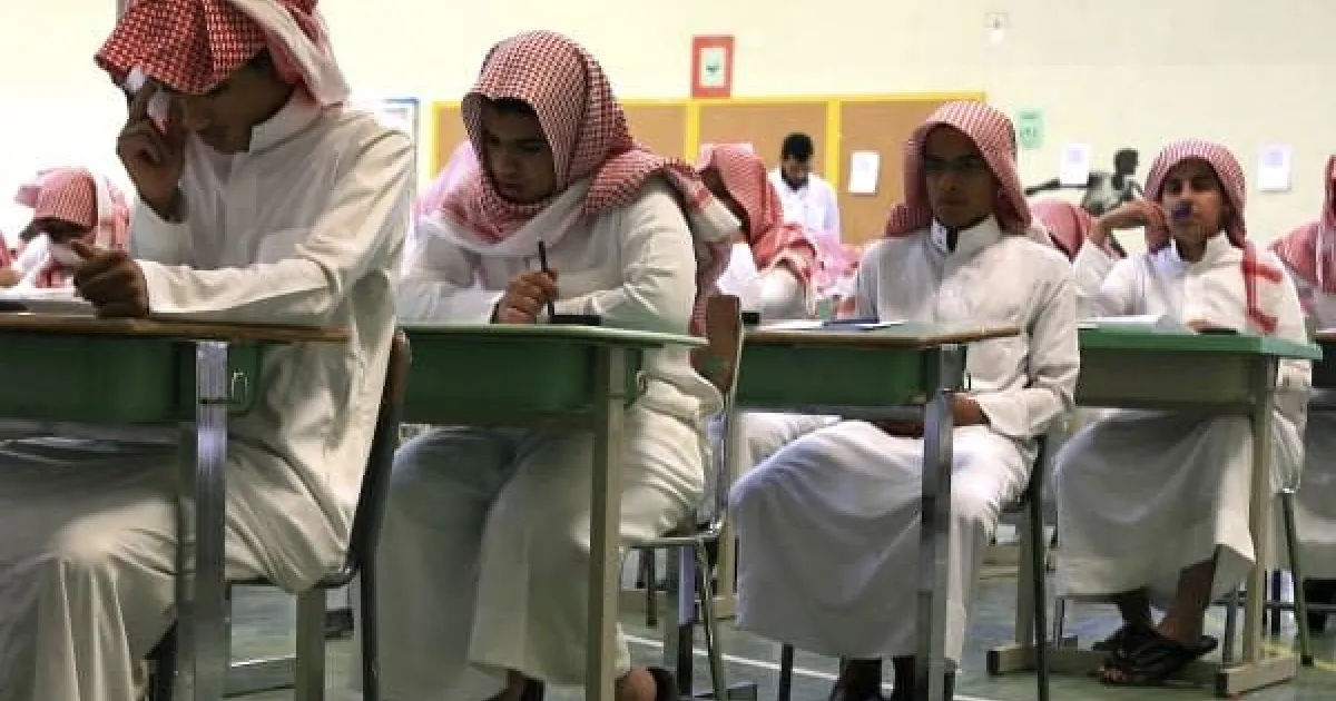 Saudi Schools Now Require National Dress—Here’s What You Need to Know ...